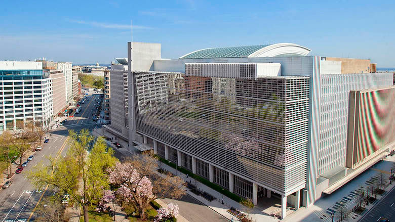 INT Internship Program page