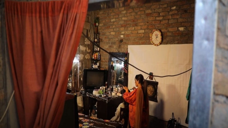 Microfinancing Pakistan’s Women Entrepreneurs: A Chance for a Better Life