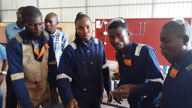 Développer la formation professionnelle des jeunes et accroître les ...