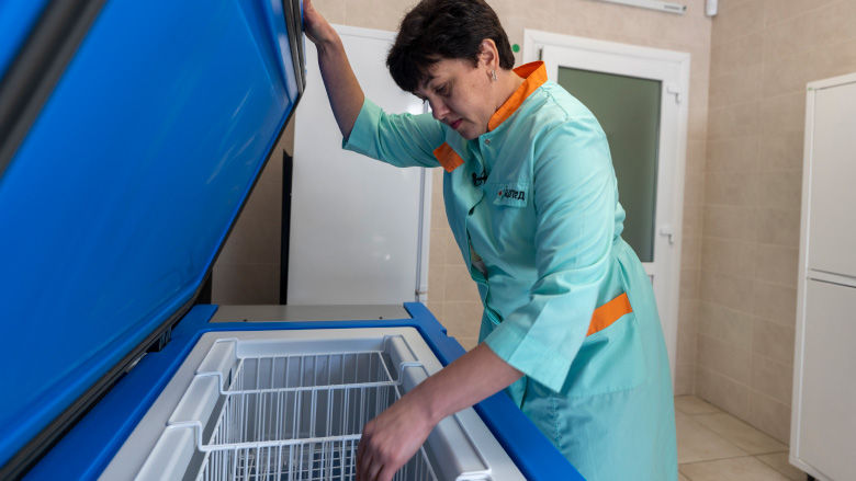 Ukraine’s Health Clinics Use Solar Power to Overcome Electrical Outages